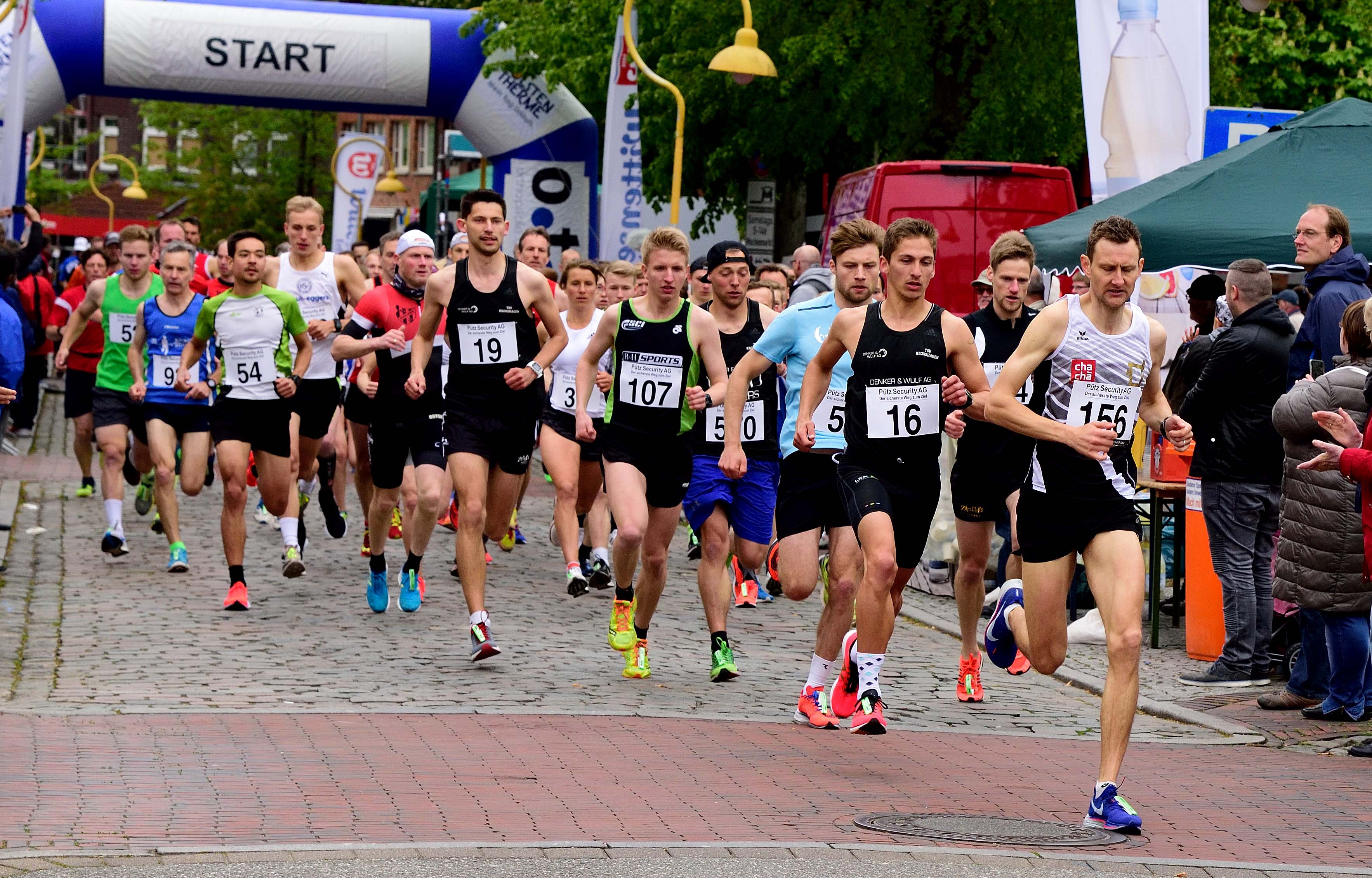 Maya Rehberg und Pascal Dethlefs holen die Straßenlauf-Titel ...